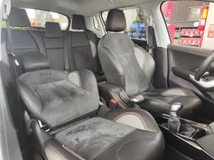 Balts Peugeot 2008 2015 Jelgava, ar dzinēja tilpumu 1.20 L un nobraukumu 99 tūkst. km par 6990 €, foto 27 vietnē AUTOMOTO.COM.LV