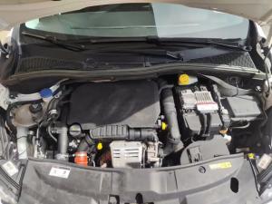 Balts Peugeot 2008 2015 Jelgava, ar dzinēja tilpumu 1.20 L un nobraukumu 99 tūkst. km par 6990 €, foto 30 vietnē AUTOMOTO.COM.LV