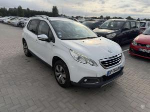 Balts Peugeot 2008 2015 Tauragė, ar dzinēja tilpumu 1.20 L un nobraukumu 155 tūkst. km par 3500 €, foto 3 vietnē AUTOMOTO.COM.LV