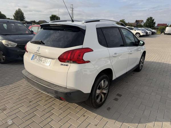 Balts Peugeot 2008 2015 Tauragė, ar dzinēja tilpumu 1.20 L un nobraukumu 155 tūkst. km par 3500 €, foto 3 vietnē AUTOMOTO.COM.LV