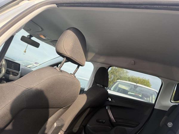 Balts Peugeot 2008 2015 Tauragė, ar dzinēja tilpumu 1.20 L un nobraukumu 155 tūkst. km par 3500 €, foto 7 vietnē AUTOMOTO.COM.LV