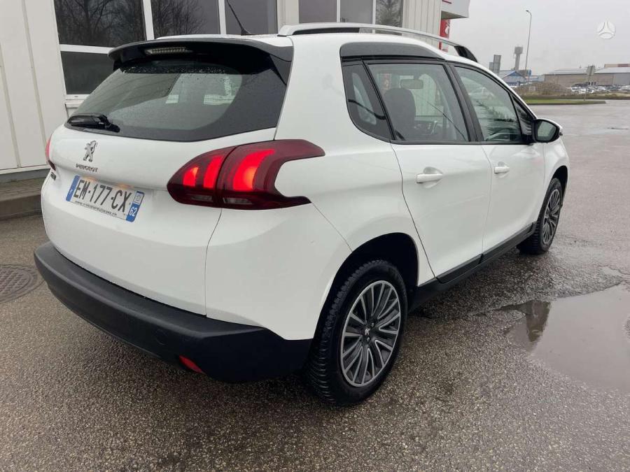 Белый Пежо 2008 2017 в Таураге, объемом двигателя 1.60 л и пробегом 160 тыс. км за 6150 €, фото 3 на AUTOMOTO.COM.LV