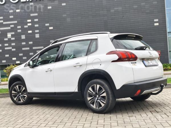 Balts Peugeot 2008 2018 Jelgava, ar dzinēja tilpumu 1.20 L un nobraukumu 0 tūkst. km par 7990 €, foto 4 vietnē AUTOMOTO.COM.LV