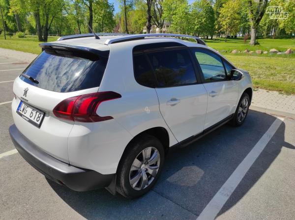 Balts Peugeot 2008 2019 Šauļi, ar dzinēja tilpumu 1.20 L un nobraukumu 47 tūkst. km par 7000 €, foto 5 vietnē AUTOMOTO.COM.LV