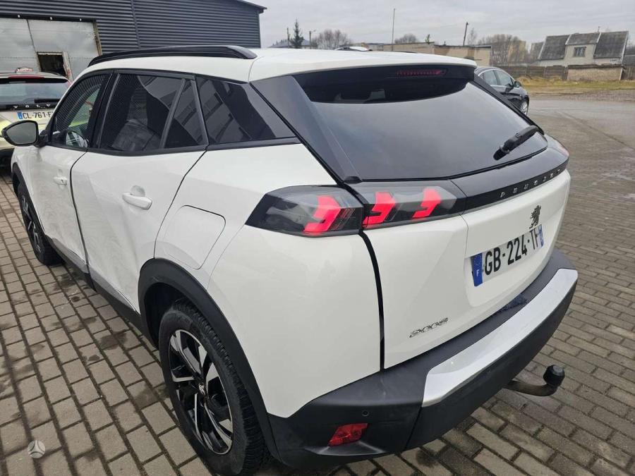 White Peugeot 2008 2021 in Taurage, with an engine capacity of 1.50 L and mileage of 230 thousand km for 11500 €, photo 17 on AUTOMOTO.COM.LV