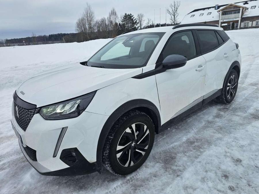 White Peugeot 2008 2021 in Taurage, with an engine capacity of 1.50 L and mileage of 230 thousand km for 10000 €, photo 6 on AUTOMOTO.COM.LV