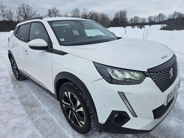 White Peugeot 2008 2021 in Taurage, with an engine capacity of 1.50 L and mileage of 230 thousand km for 10000 €, photo 9 on AUTOMOTO.COM.LV