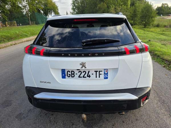Balts Peugeot 2008 2021 Tauragė, ar dzinēja tilpumu 1.50 L un nobraukumu 230 tūkst. km par 8700 €, foto 6 vietnē AUTOMOTO.COM.LV