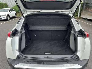 Balts Peugeot 2008 2022 Tauragė, ar dzinēja tilpumu 1.50 L un nobraukumu 264 tūkst. km par 9950 €, foto 14 vietnē AUTOMOTO.COM.LV