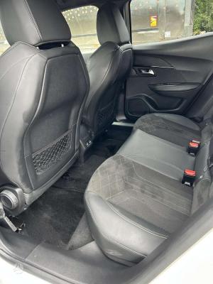 Balts Peugeot 2008 2022 Tauragė, ar dzinēja tilpumu 1.50 L un nobraukumu 264 tūkst. km par 9950 €, foto 19 vietnē AUTOMOTO.COM.LV