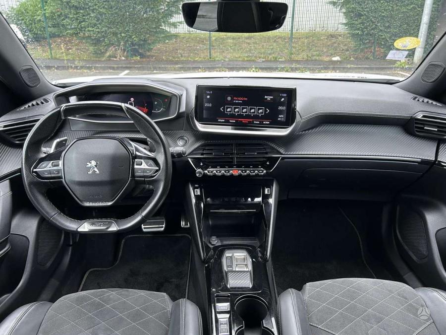 Balts Peugeot 2008 2022 Tauragė, ar dzinēja tilpumu 1.50 L un nobraukumu 264 tūkst. km par 9950 €, foto 22 vietnē AUTOMOTO.COM.LV