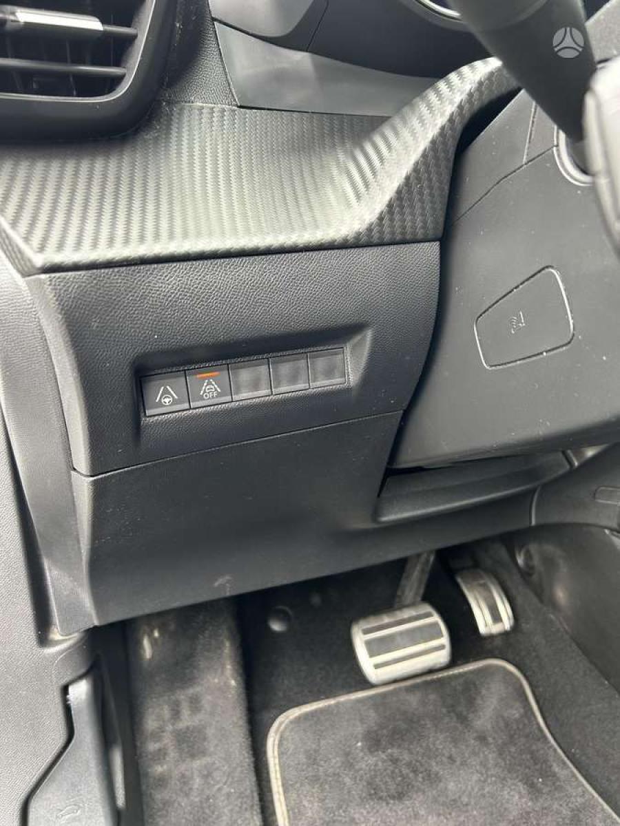 Balts Peugeot 2008 2022 Tauragė, ar dzinēja tilpumu 1.50 L un nobraukumu 264 tūkst. km par 9950 €, foto 24 vietnē AUTOMOTO.COM.LV