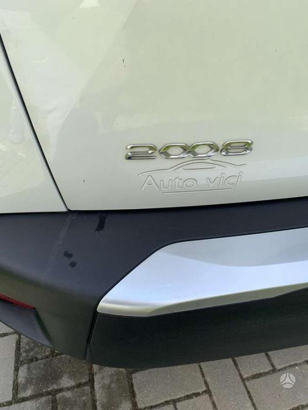 White Peugeot 2008 2023 in Vilnius, with an engine capacity of 1.50 L and mileage of 51 thousand km for 18300 €, photo 11 on AUTOMOTO.COM.LV