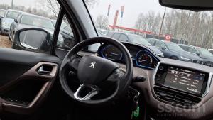 Balts Peugeot 2008 2014 Jelgava, ar dzinēja tilpumu 1.20 L un nobraukumu 144 tūkst. km par 5990 €, foto 12 vietnē AUTOMOTO.COM.LV