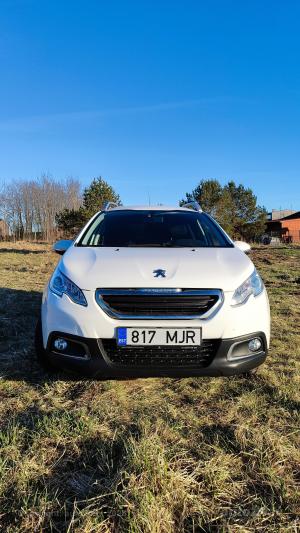Balts Peugeot 2008 2014 Tallina, ar dzinēja tilpumu 1.20 L un nobraukumu 122 tūkst. km par 3900 €, foto 3 vietnē AUTOMOTO.COM.LV