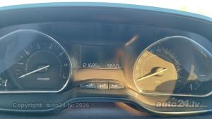 Balts Peugeot 2008 2014 Tallina, ar dzinēja tilpumu 1.20 L un nobraukumu 122 tūkst. km par 3900 €, foto 5 vietnē AUTOMOTO.COM.LV