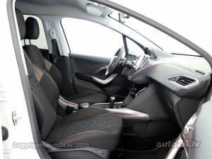 White Peugeot 2008 2014 in Tallinn, with an engine capacity of 1.20 L and mileage of 119 thousand km for 4699 €, photo 7 on AUTOMOTO.COM.LV