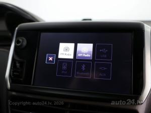 White Peugeot 2008 2014 in Tallinn, with an engine capacity of 1.20 L and mileage of 119 thousand km for 4699 €, photo 9 on AUTOMOTO.COM.LV