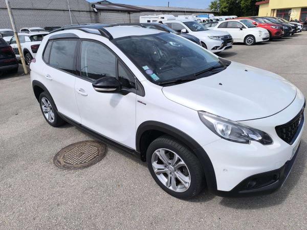 White Peugeot 2008 2017 in Taurage, with an engine capacity of 1.20 L and mileage of 66 thousand km for 6500 €, photo 5 on AUTOMOTO.COM.LV