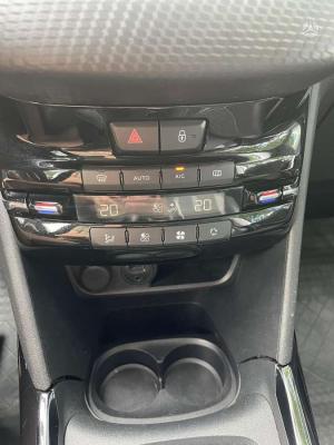 White Peugeot 2008 2017 in Raseiniai, with an engine capacity of 1.56 L and mileage of 148 thousand km for 5200 €, photo 20 on AUTOMOTO.COM.LV