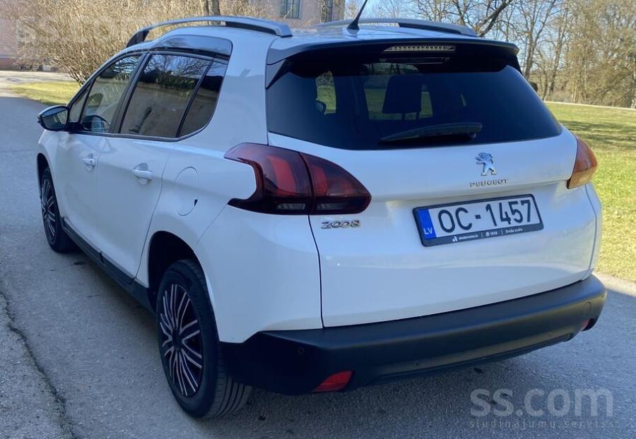Balts Peugeot 2008 2018 Dobele, ar dzinēja tilpumu 1.50 L un nobraukumu 212 tūkst. km par 6500 €, foto 5 vietnē AUTOMOTO.COM.LV
