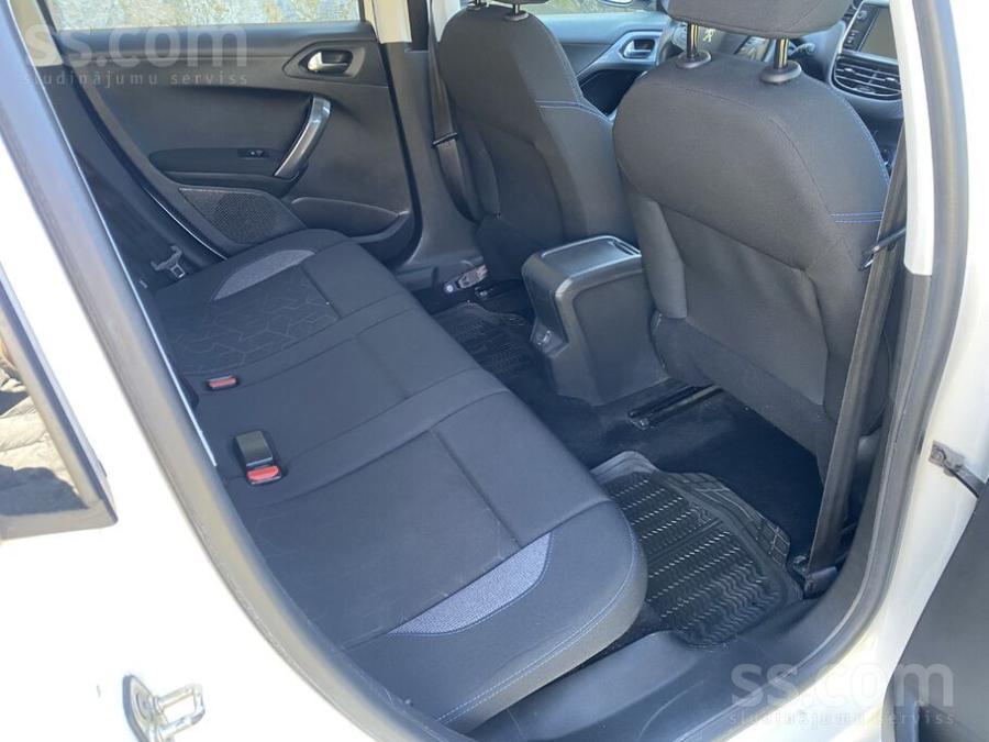 Balts Peugeot 2008 2018 Dobele, ar dzinēja tilpumu 1.50 L un nobraukumu 212 tūkst. km par 6500 €, foto 11 vietnē AUTOMOTO.COM.LV