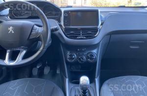 Balts Peugeot 2008 2018 Dobele, ar dzinēja tilpumu 1.50 L un nobraukumu 212 tūkst. km par 6500 €, foto 13 vietnē AUTOMOTO.COM.LV