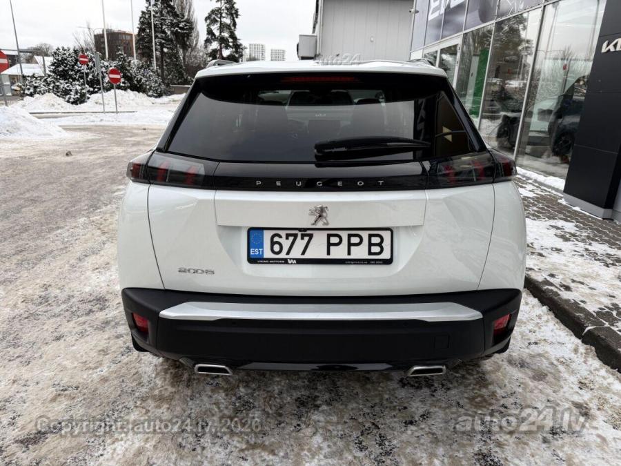 Balts Peugeot 2008 2020 Tallina, ar dzinēja tilpumu 1.20 L un nobraukumu 134 tūkst. km par 12900 €, foto 3 vietnē AUTOMOTO.COM.LV