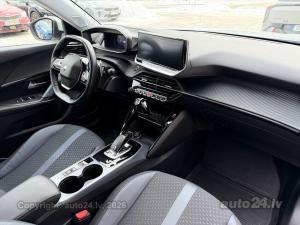 Balts Peugeot 2008 2020 Tallina, ar dzinēja tilpumu 1.20 L un nobraukumu 134 tūkst. km par 12900 €, foto 4 vietnē AUTOMOTO.COM.LV