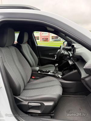 Balts Peugeot 2008 2024 Jehvi, ar dzinēja tilpumu 1.20 L un nobraukumu 53 tūkst. km par 17900 €, foto 10 vietnē AUTOMOTO.COM.LV