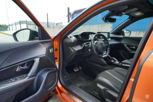 Dzeltens Peugeot 2008 2020 Kauņa, ar dzinēja tilpumu 1.20 L un nobraukumu 44 tūkst. km par 15450 €, foto 24 vietnē AUTOMOTO.COM.LV