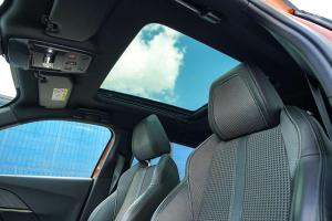 Dzeltens Peugeot 2008 2020 Kauņa, ar dzinēja tilpumu 1.20 L un nobraukumu 44 tūkst. km par 15450 €, foto 27 vietnē AUTOMOTO.COM.LV