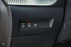 Dzeltens Peugeot 2008 2020 Kauņa, ar dzinēja tilpumu 1.20 L un nobraukumu 44 tūkst. km par 15450 €, foto 30 vietnē AUTOMOTO.COM.LV