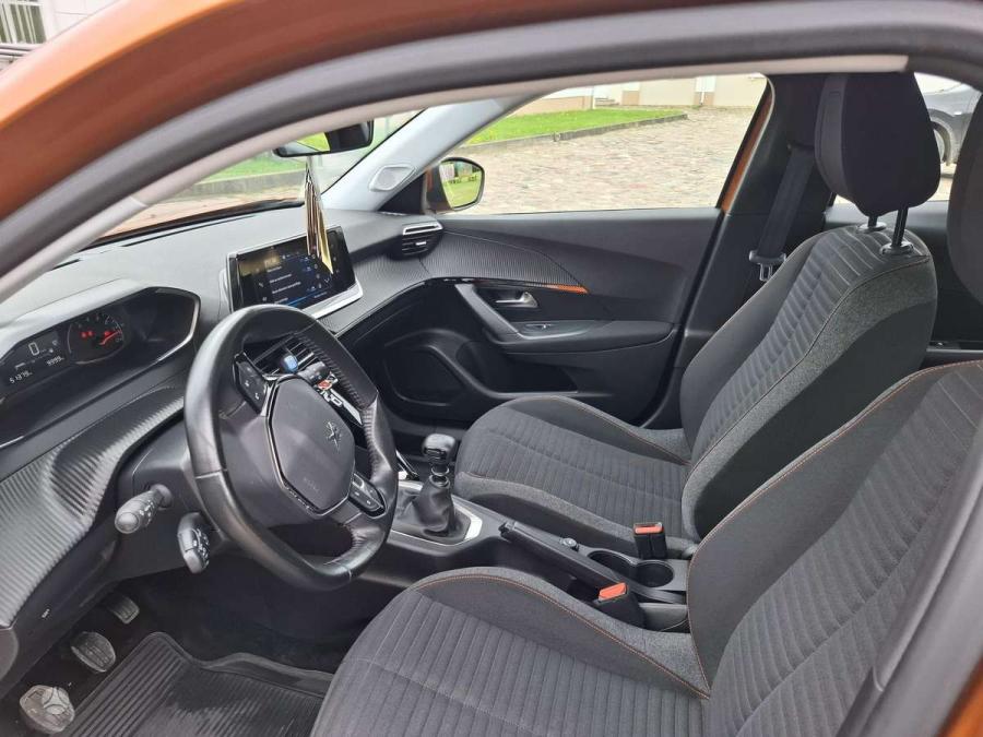 Dzeltens Peugeot 2008 2022 Utena, ar dzinēja tilpumu 1.20 L un nobraukumu 51 tūkst. km par 12400 €, foto 18 vietnē AUTOMOTO.COM.LV