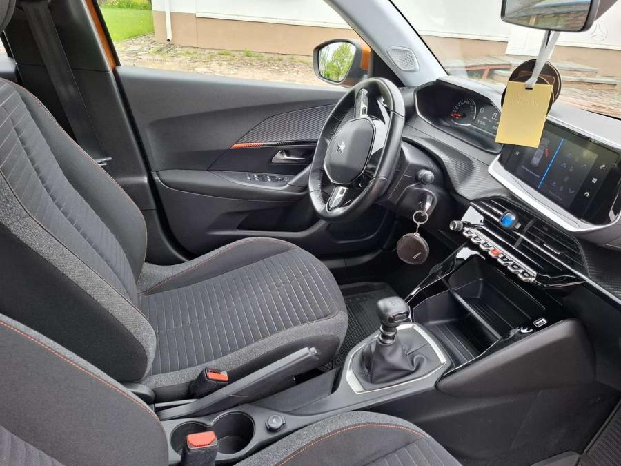 Dzeltens Peugeot 2008 2022 Utena, ar dzinēja tilpumu 1.20 L un nobraukumu 51 tūkst. km par 12400 €, foto 20 vietnē AUTOMOTO.COM.LV