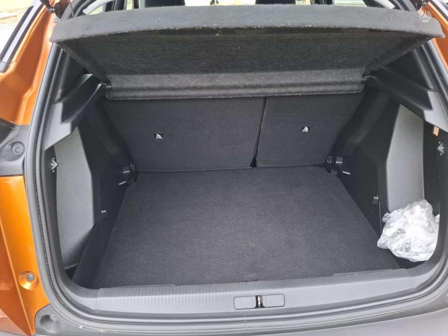 Dzeltens Peugeot 2008 2022 Utena, ar dzinēja tilpumu 1.20 L un nobraukumu 51 tūkst. km par 12400 €, foto 26 vietnē AUTOMOTO.COM.LV