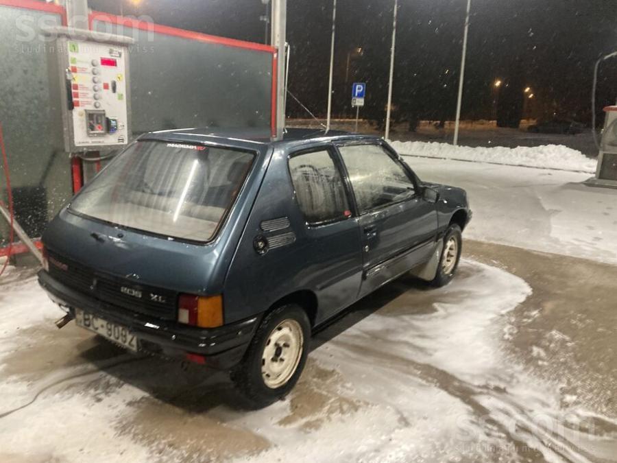 Blue Peugeot 205 1984 in Kuldiga, with an engine capacity of 1.40 L and mileage of 158 thousand km for 2150 €, photo 3 on AUTOMOTO.COM.LV
