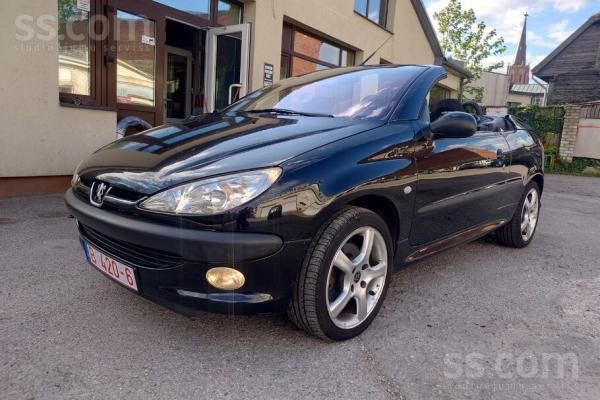 Black Peugeot 206 2001 in Liepaja, with an engine capacity of 1.60 L and mileage of 180 thousand km for 850 €, photo 1 on AUTOMOTO.COM.LV