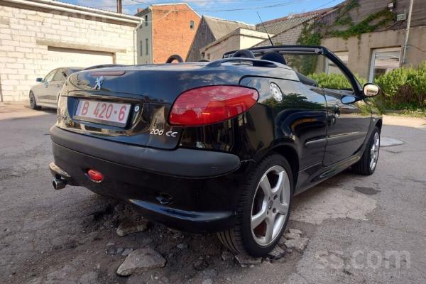 Black Peugeot 206 2001 in Liepaja, with an engine capacity of 1.60 L and mileage of 180 thousand km for 850 €, photo 5 on AUTOMOTO.COM.LV