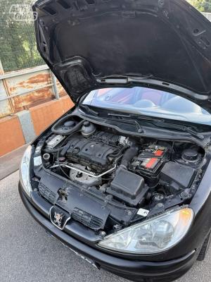 Black Peugeot 206 2004 in Vievis, with an engine capacity of 1.60 L and mileage of 187 thousand km for 1150 €, photo 14 on AUTOMOTO.COM.LV