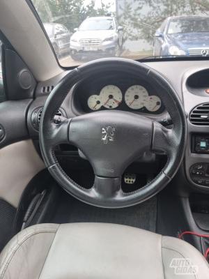 Melns Peugeot 206 2004 Viļņa, ar dzinēja tilpumu 2.00 L un nobraukumu 173 tūkst. km par 1850 €, foto 11 vietnē AUTOMOTO.COM.LV
