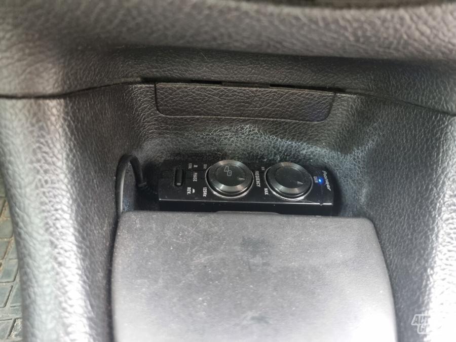 Melns Peugeot 206 2004 Viļņa, ar dzinēja tilpumu 2.00 L un nobraukumu 173 tūkst. km par 1850 €, foto 13 vietnē AUTOMOTO.COM.LV