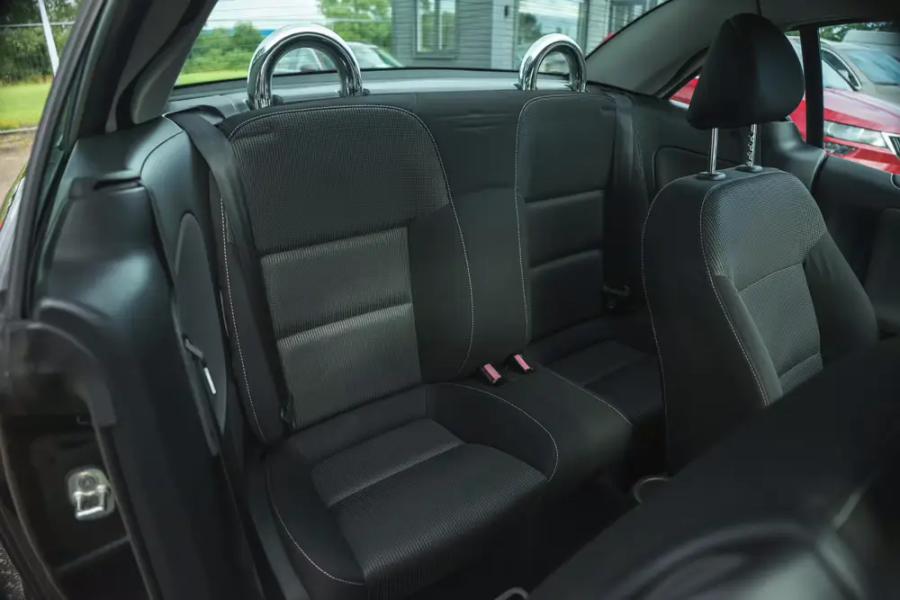 Melns Peugeot 206 2009 Liepāja, ar dzinēja tilpumu 1.60 L un nobraukumu 203 tūkst. km par 3500 €, foto 17 vietnē AUTOMOTO.COM.LV