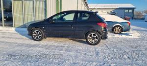Black Peugeot 206 2003 in Paide, with an engine capacity of 2.00 L and mileage of 0 thousand km for 2990 €, photo 2 on AUTOMOTO.COM.LV