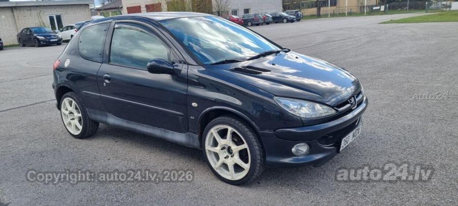 Black Peugeot 206 2003 in Paide, with an engine capacity of 2.00 L and mileage of 0 thousand km for 2990 €, photo 4 on AUTOMOTO.COM.LV