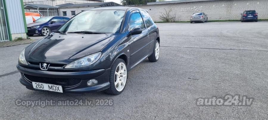 Black Peugeot 206 2003 in Paide, with an engine capacity of 2.00 L and mileage of 0 thousand km for 2990 €, photo 5 on AUTOMOTO.COM.LV