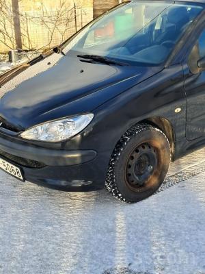Melns Peugeot 206 2005 Talsi, ar dzinēja tilpumu 1.10 L un nobraukumu 201 tūkst. km par 1100 €, foto 9 vietnē AUTOMOTO.COM.LV