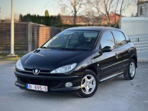 Black Peugeot 206 2006 in Jelgava, with an engine capacity of 1.40 L and mileage of 212 thousand km for 1950 €, photo  on AUTOMOTO.COM.LV