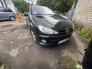 Black Peugeot 206 2006 in Kaunas, with an engine capacity of 1.56 L and mileage of 302 thousand km for 500 €, photo  on AUTOMOTO.COM.LV