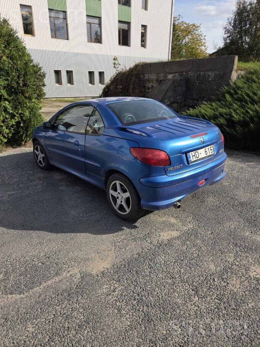 Blue Peugeot 206 2002 in Jekabpils, with an engine capacity of 1.60 L and mileage of 187 thousand km for 1000 €, photo 3 on AUTOMOTO.COM.LV